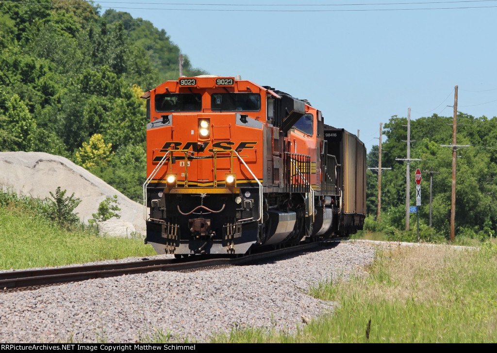 High Noon On The Hannibal Sub.